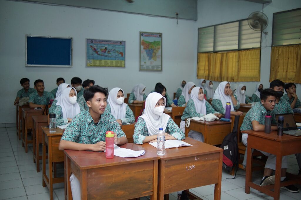 Fasilitas Sekolah – SMA Perguruan Rakyat 2